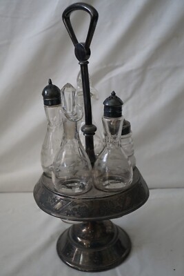 Salt & Pepper Shakers - Cruet Set