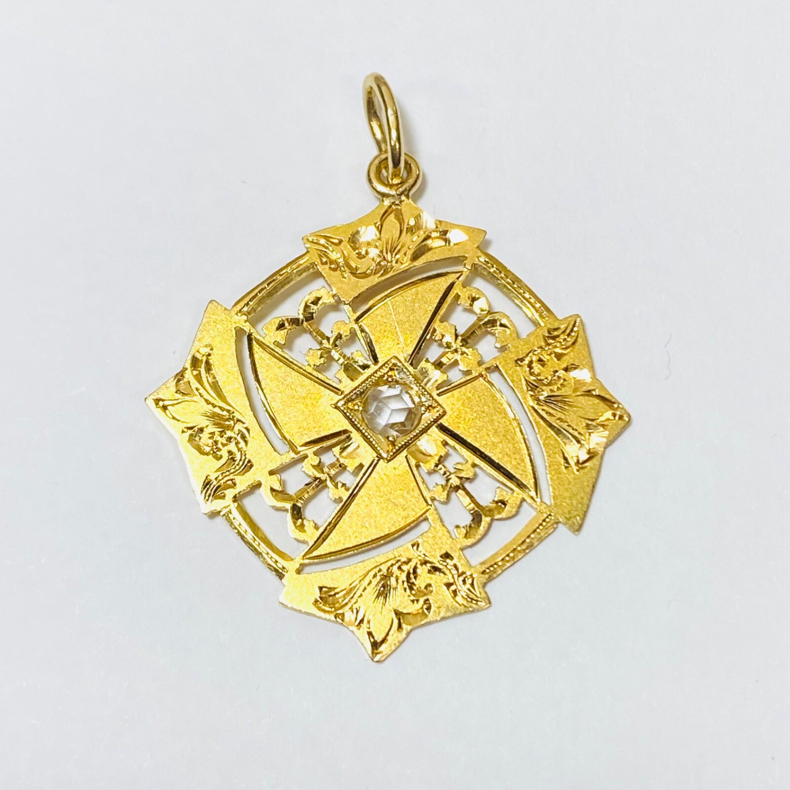 Antique 18K Yellow Gold Rose Cut Diamond Pinwheel Flo… - Gem