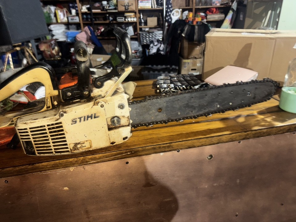 Stihl 009L Chainsaw With 18" Bar And Chain | eBay