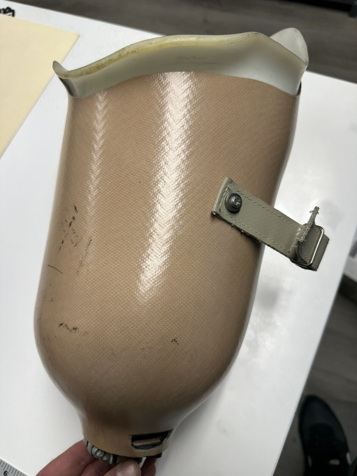 Prosthetic Leg Above Knee Socket - Big | eBay