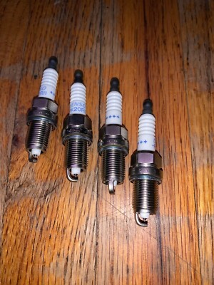 4x DENSO Iridium Spark Plugs # 90919-01178 # PK20R11 long life Toyota ...
