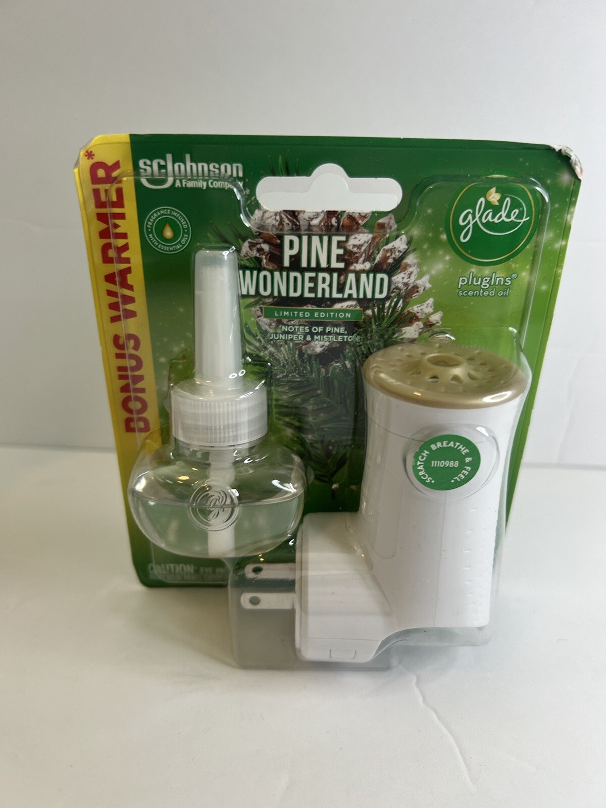 Glade Pine Wonderland Plugins 6 Scented Oil Refills & 3 Warmers Limited ...