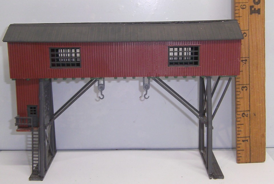 HO Scale Overhead Gantry Crane Built-up Used Selling Many HO Scale ...