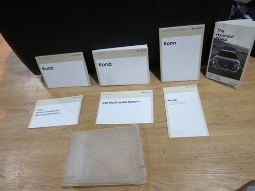 2019 Kia KONA OWNERS MANUAL BOOK SET + MULTIMEDIA + CASE ALL MODELS ...