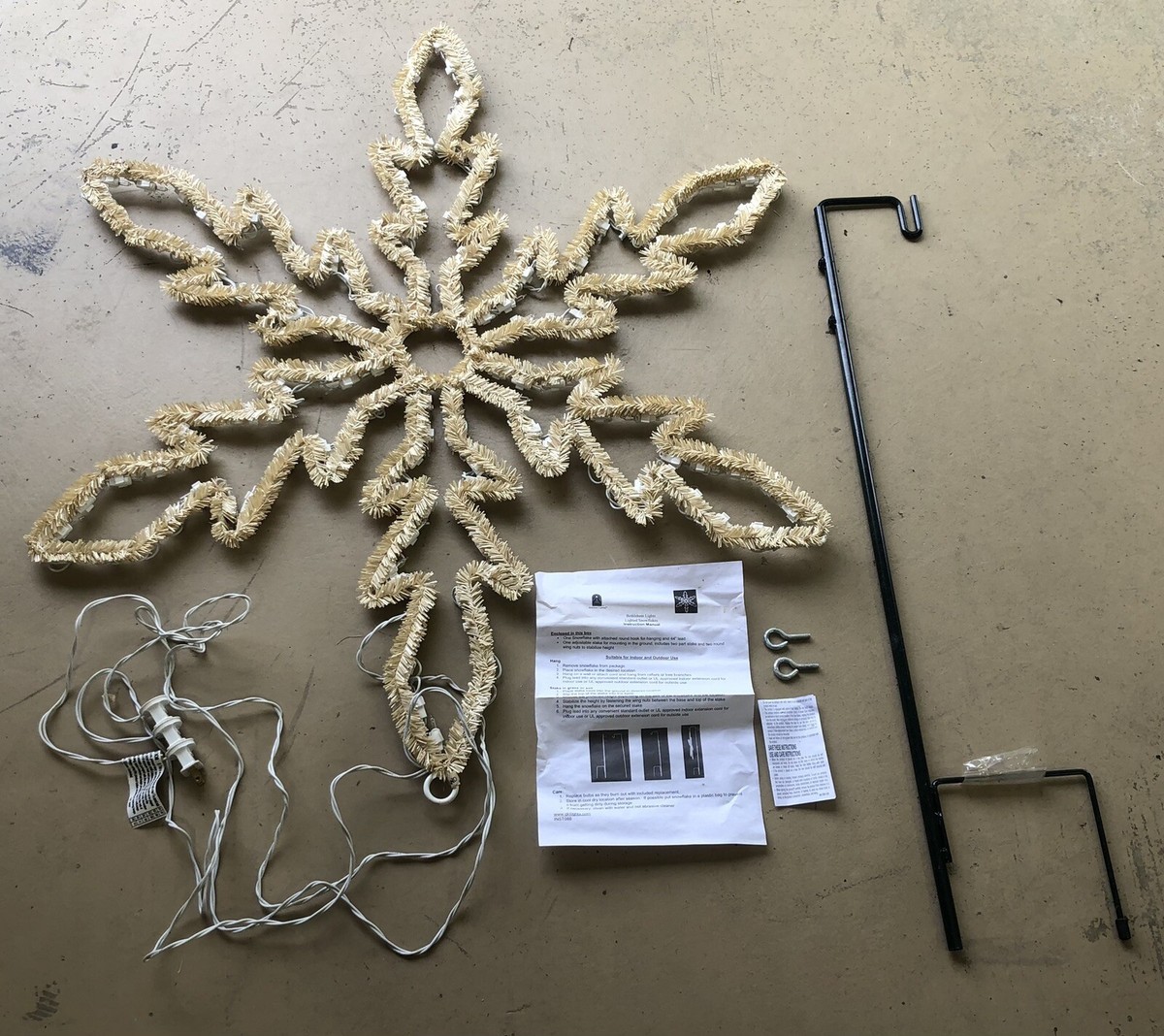 Large Lighted Snowflake Christmas Decorations The Holiday Aisle® 35