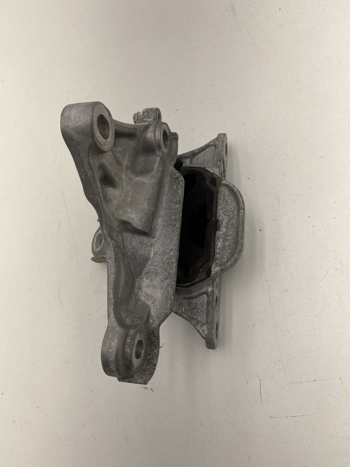 2016-2020 Honda Civic Transmission Support Mount Bracket OEM. | eBay