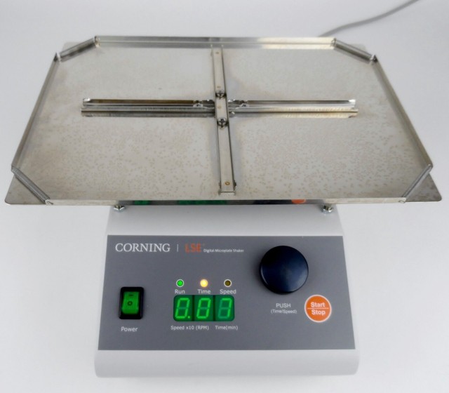 Corning Lse Digital Microplate Shaker Adjustable Timer / Speed S2020-p4 ...