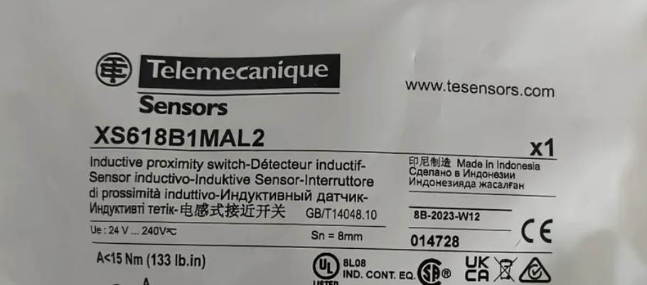 Schneider XS6-18B1MAL2 proximity switch XS618B1MAL2 AC/DC24-240V New # ...