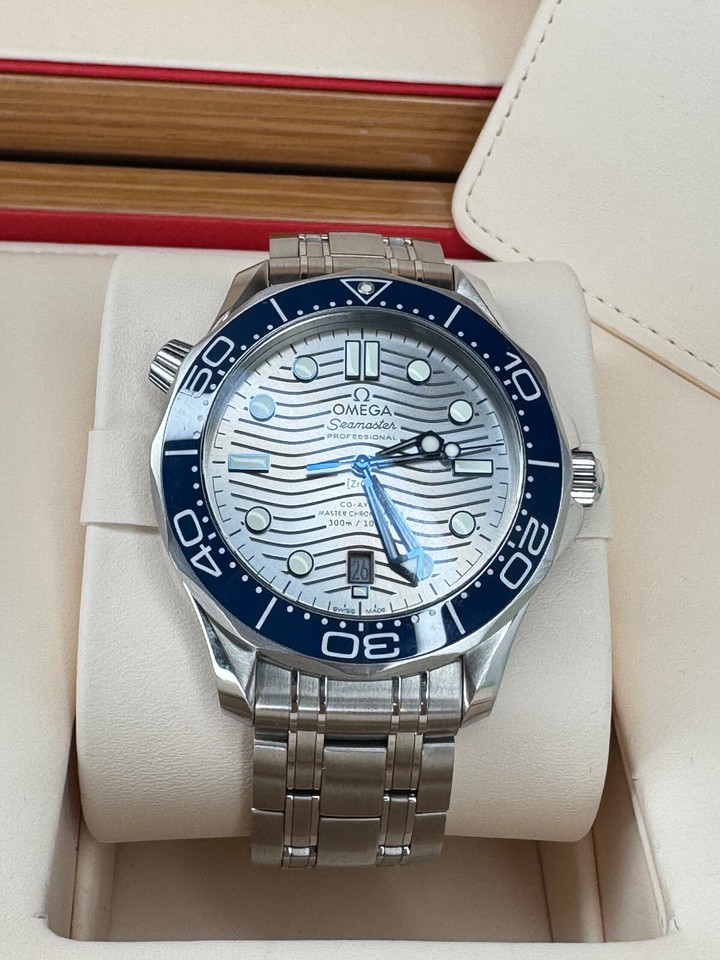 Omega Seamaster Diver 300M 210.30.42.20.06.001 – Complete Set Boxes and ...