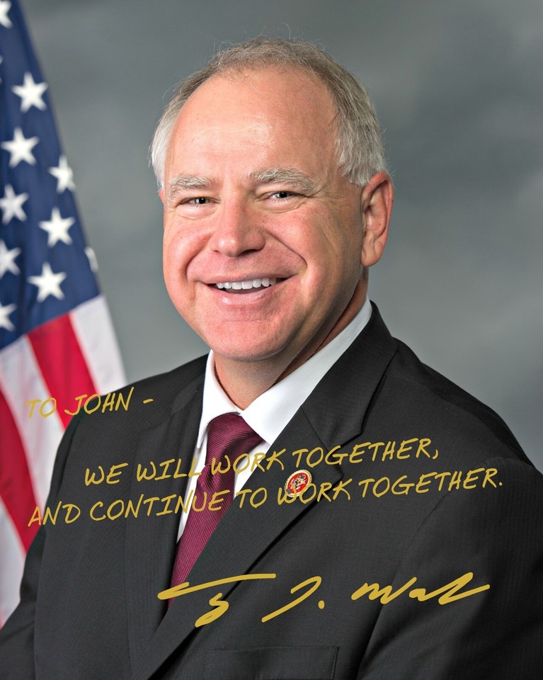 PERSONALIZED TIM WALZ VICE PRESIDENT WORK MESSAGE AUTOGRAPHED 8X10 ...