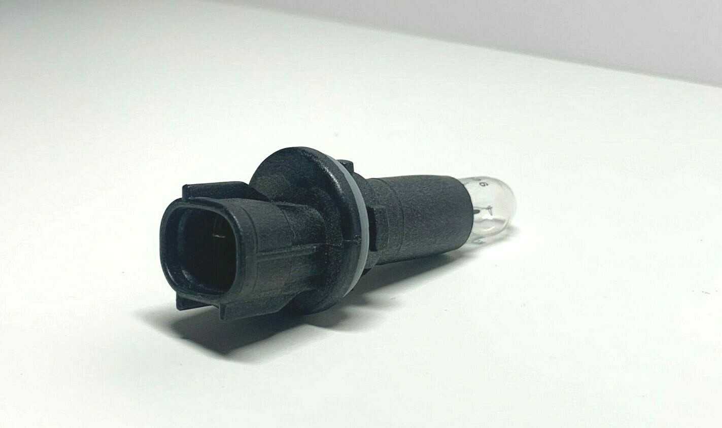 Toyota Lexus Headlight Turn Signal Bulb Socket 9007560077 9007560046 ...