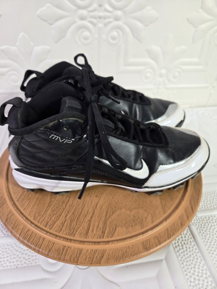 NIKE MVP Black & White Spike Baseball Cleats Youth Size 6Y | eBay