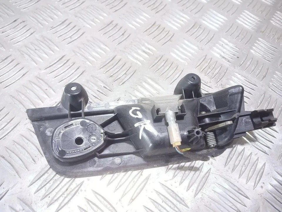 AUDI A4 8EC, B7 Rear Left Inner Opening Handle 8E0839019 1.90 Diesel ...