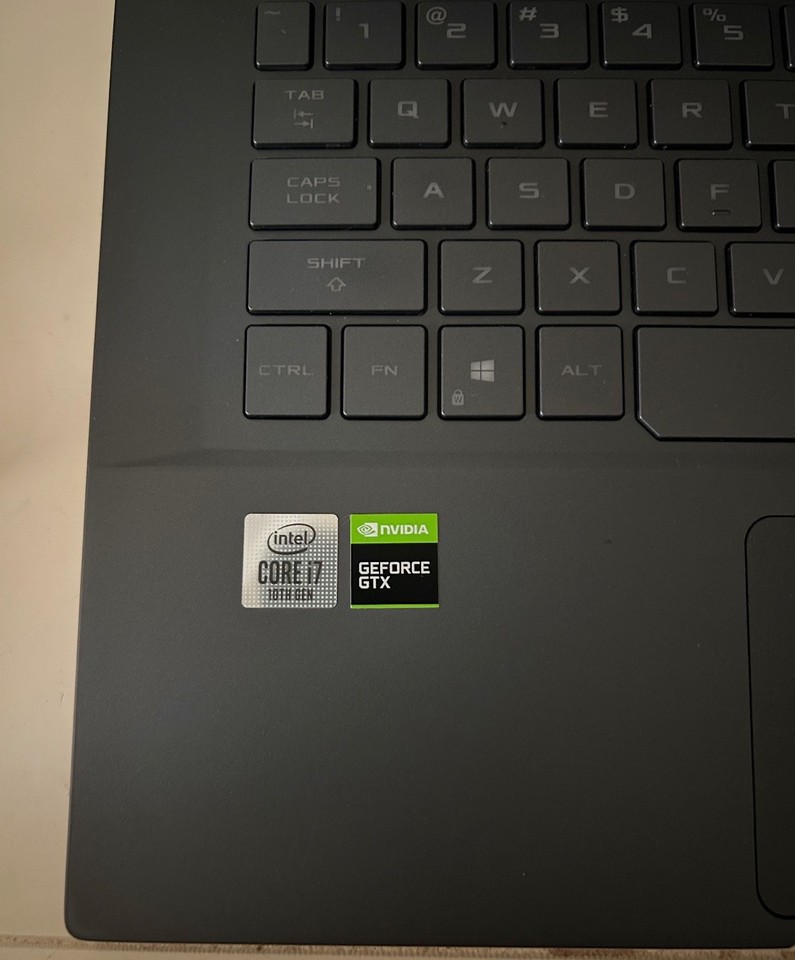 ASUS ROG Zephyrus M15 15.6" (512GB, Intel Core i7 10th Gen., 16GB ...