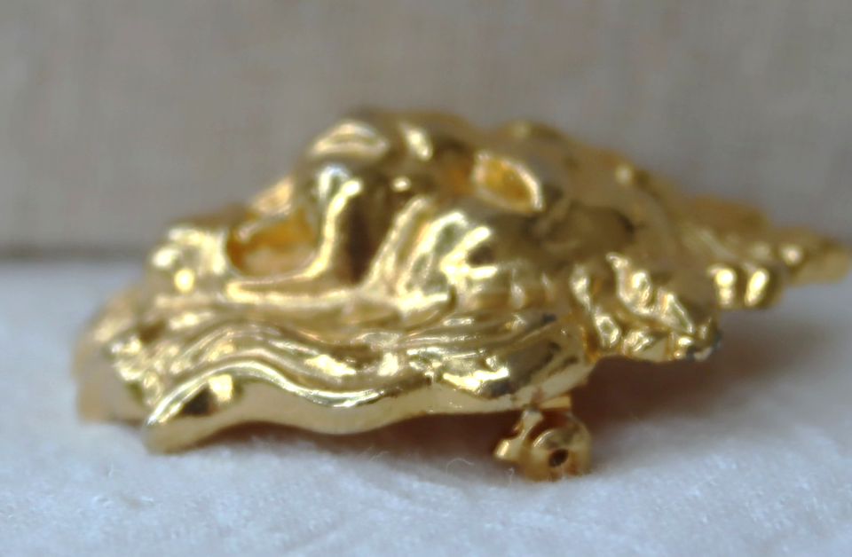 3-D Gold Tone Lion's Head Pin Brooch Marked w/a Cross in a Circle | eBay