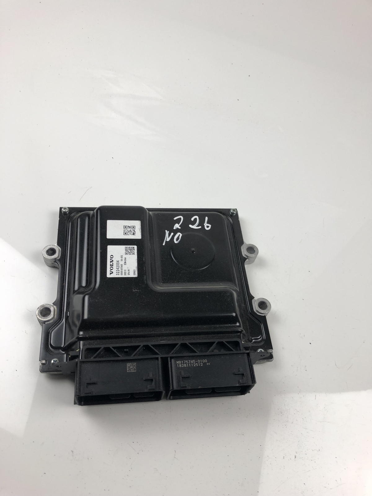 Genuine Volvo Xc40l ECU Engine Control Module Unit 32242004 for sale ...
