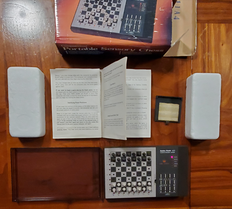 RADIO SHACK COMPUTERIZED PORTABLE SENSORY CHESS 1650 COMPLETE SET 60 ...