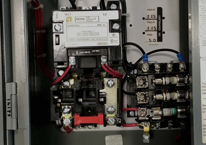 Square D 30 Amp Combination Motor Starter 8538SCA66V89 Size 1 Nema 12 ...