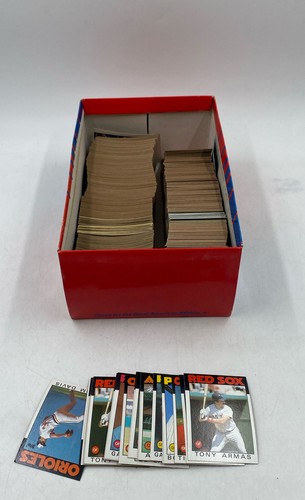 Vintage Topps Multicolor Various Baseball Players Sports Cards Mixed ...