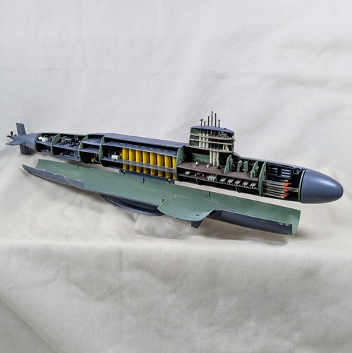 Renwal SSBN 598 George Washington Launching Nuclear Sub Submarine Model ...