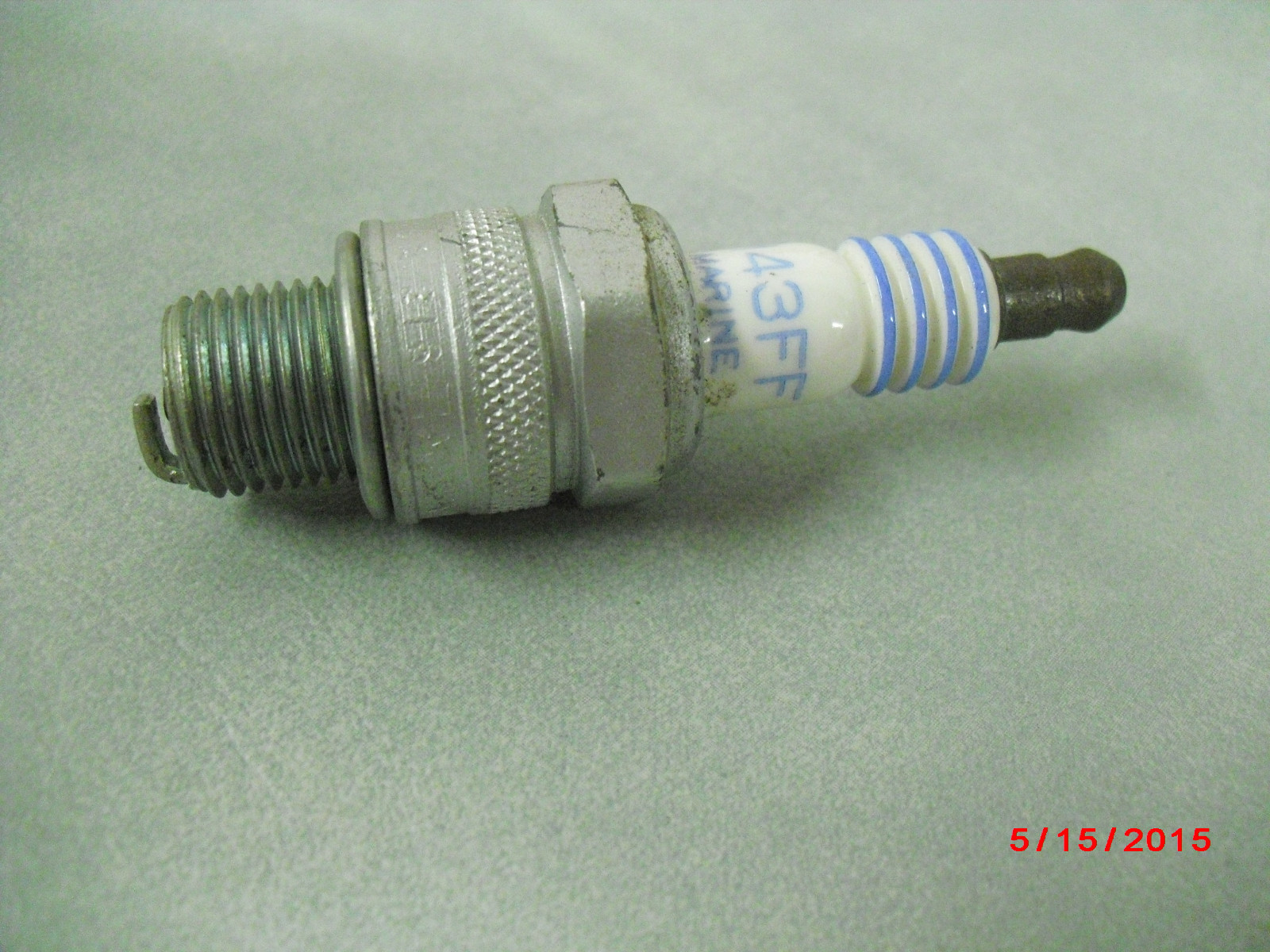 AC M43FF Marine Spark Plugs Box of 8 xref NGK B6HS Bosch W7AC Champion ...