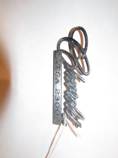 1971 1972 Chevrolet Vega 2300 Deck Lid Emblem #8 9870383 | eBay