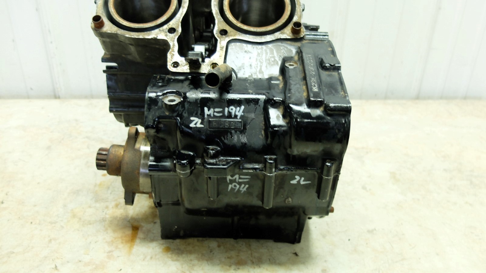 84 Honda VF700 F VF 700 Interceptor engine crank case cases block ...