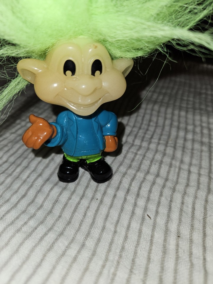 VTG BURGER KING KIDS CLUB “JAWS” GLOW IN THE DARK TROLL DOLL GREEN HAIR ...