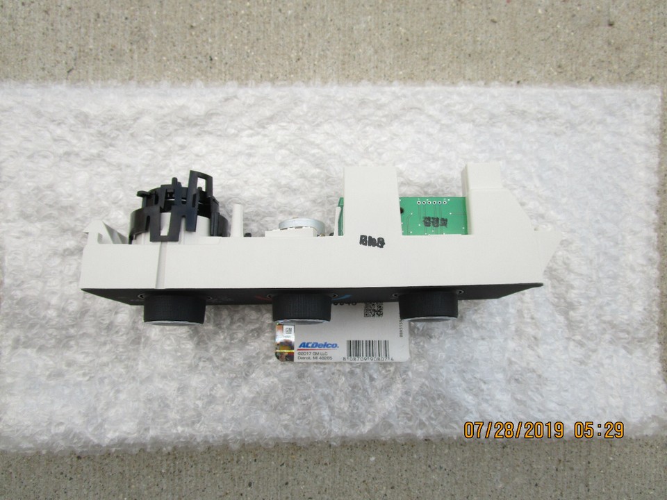 GMC CHEVY ACDELCO 84555663 A/C HEATER CLIMATE TEMPERATURE CONTROL OEM ...