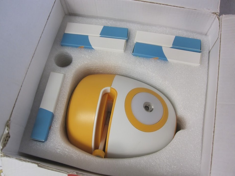 EGGY Robot Teacher We DRAW Educational Robot Learning System - Works ...