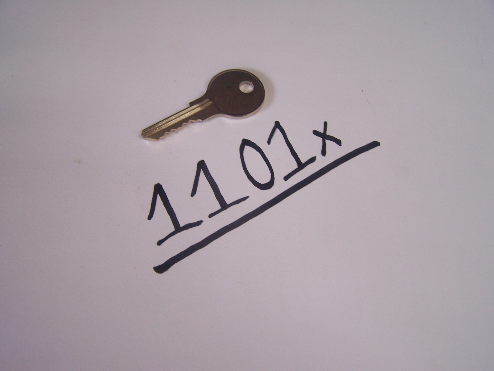 Coleman Fleetwood Step Door Lock Key 1101x ( Key only ) | eBay