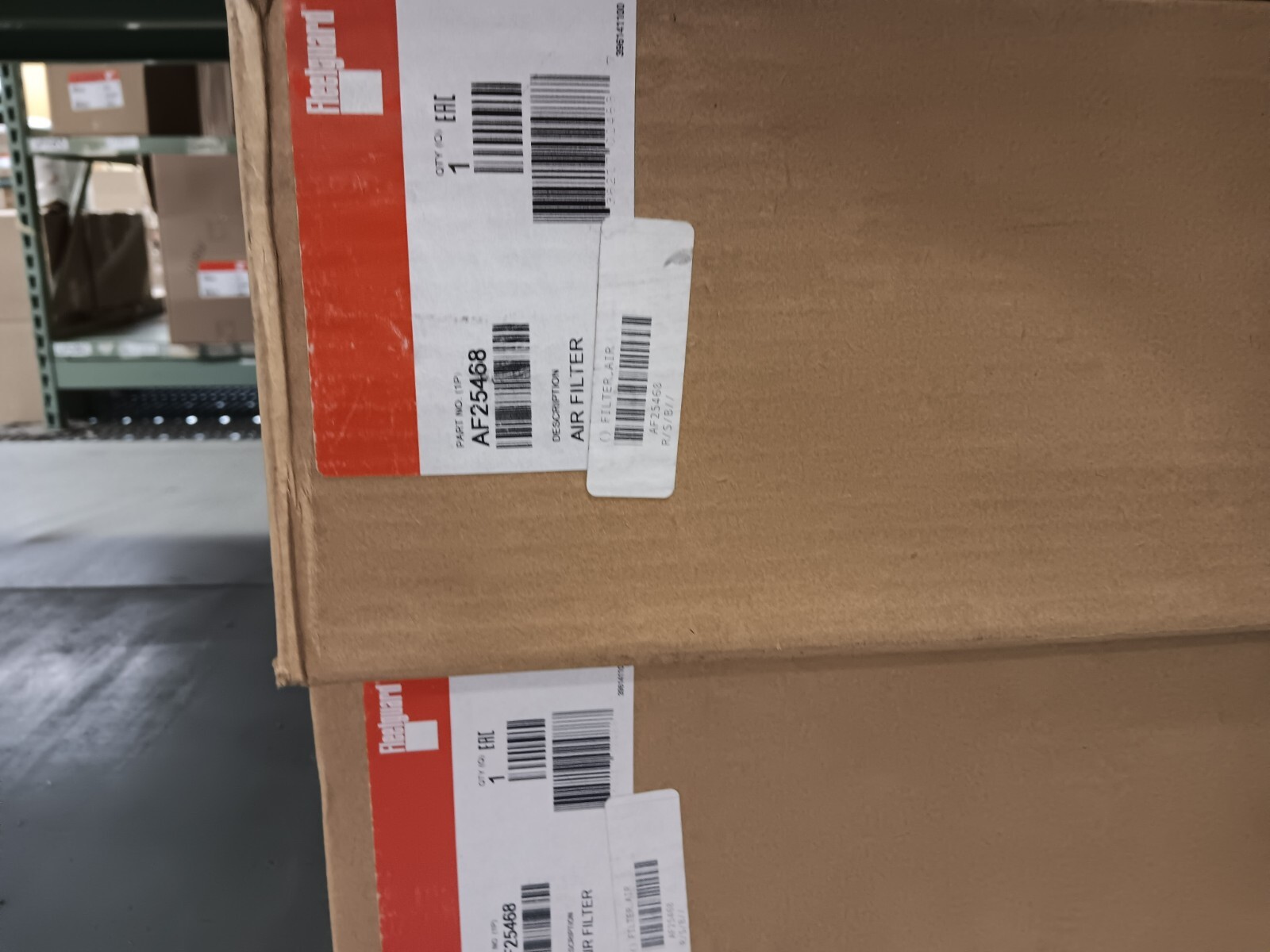 FLEETGUARD AF25468 - Air filter cross reference