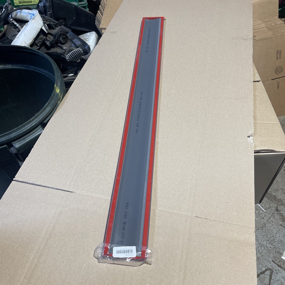 20816962 15784016 New Silverado Tahoe Yukon 2007-2014 Right Front Door ...