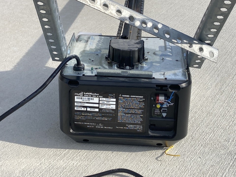 LiftMaster 8165W ½ HP AC Chain Drive Wi-Fi Garage Door Opener | eBay