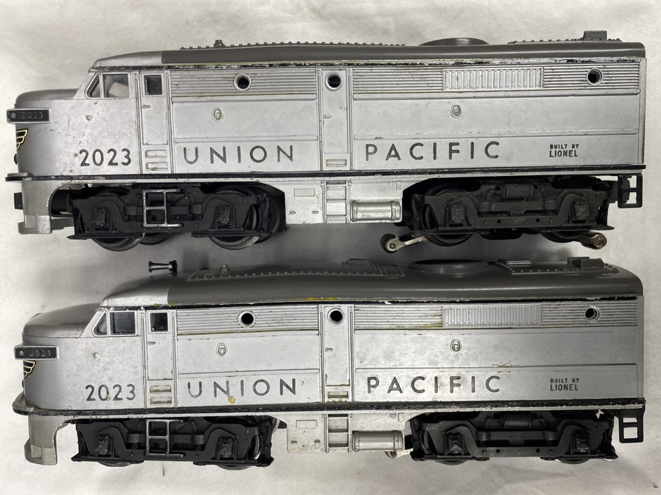 Lionel 2023 Silver UP Engines with Master Carton and Papers | eBay