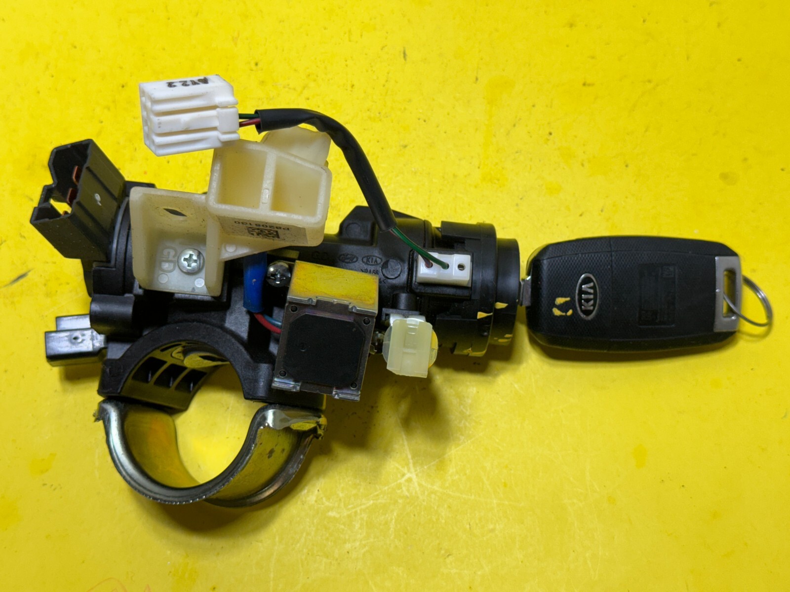 2017 2018 KIA FORTE IGNITION SWITCH LOCK W/KEY Tumbler Keyless Entry ...