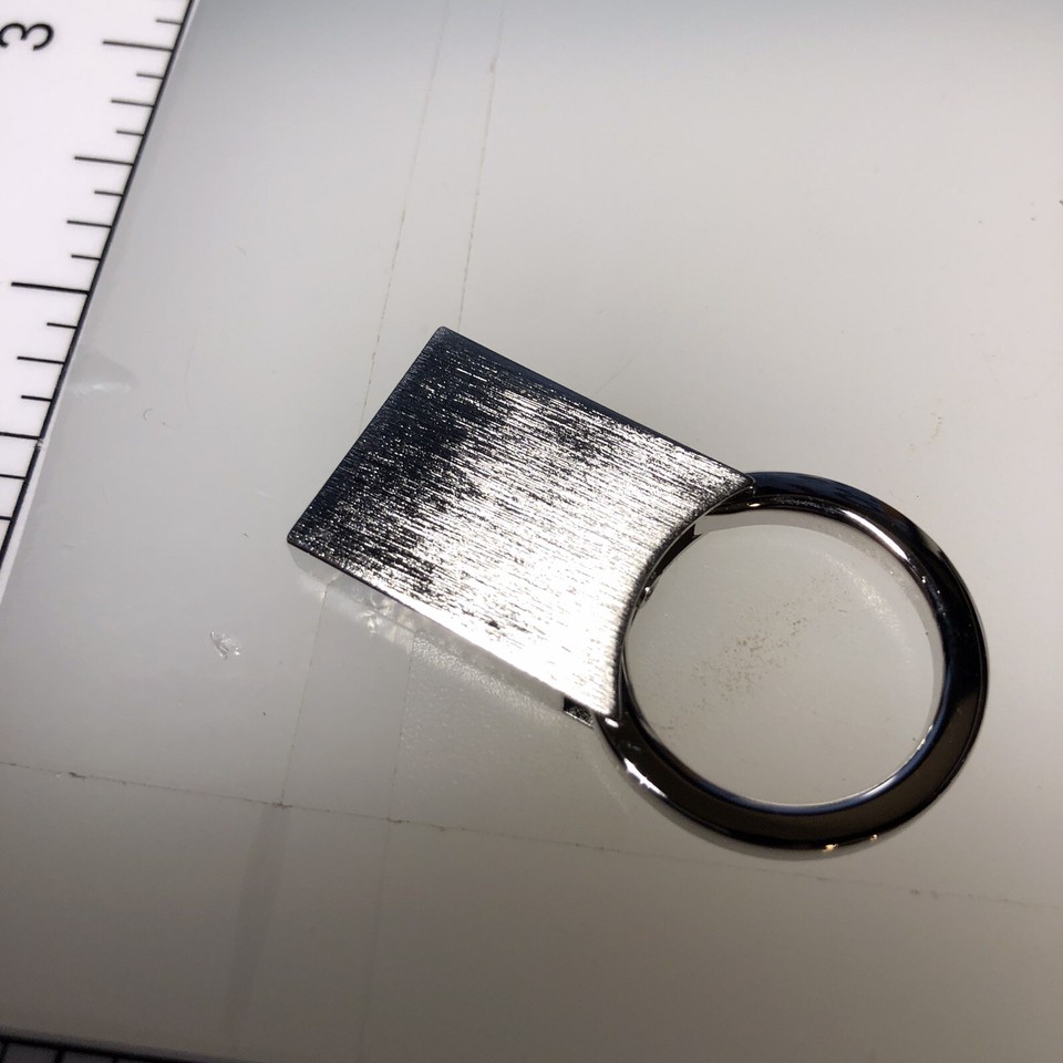 Vintage Shiny Metal Chain Pattern Patterned Keychain Square Shape Key ...