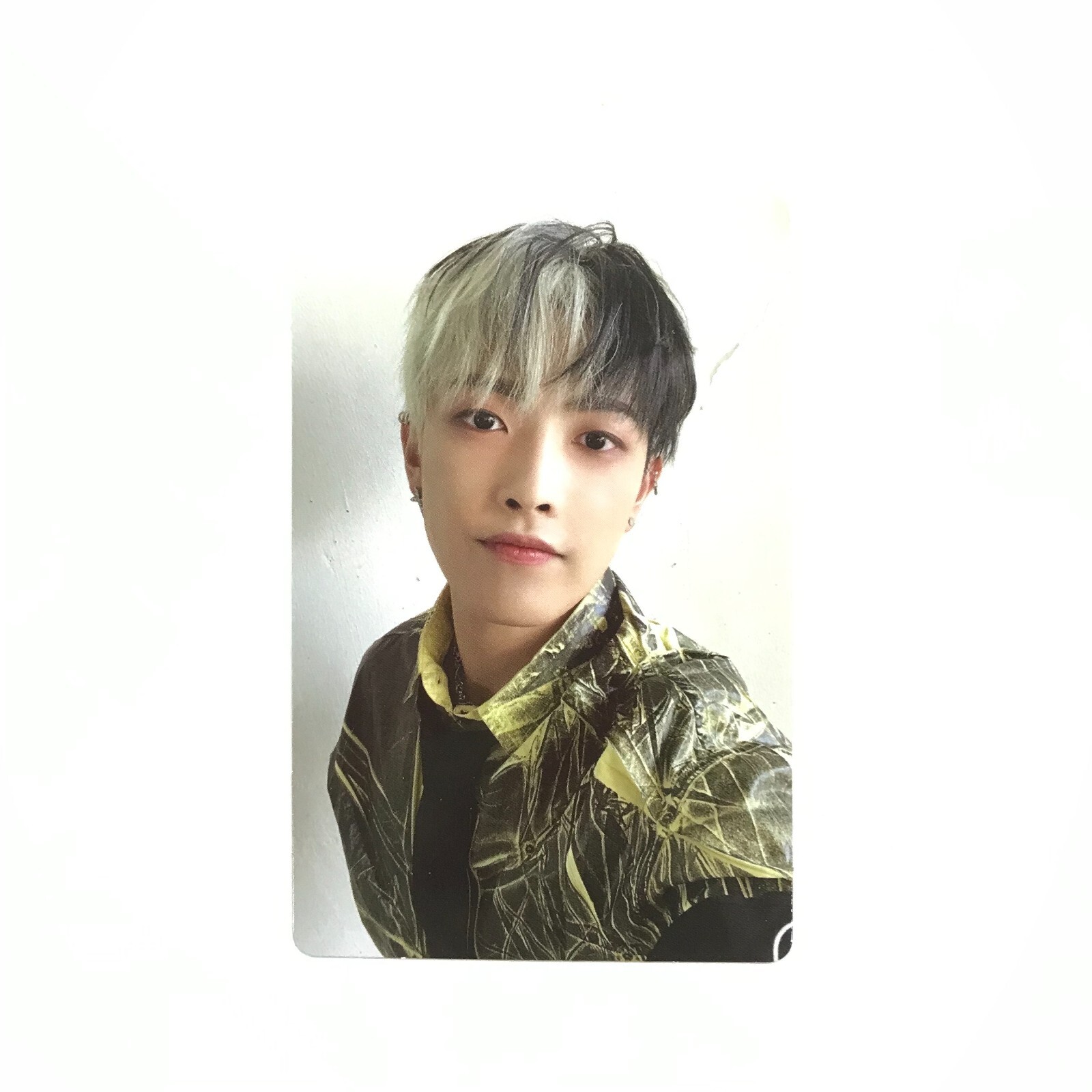 Ateez HongJoong 2022 Season's Greetings Photocard - munimoro.gob.pe