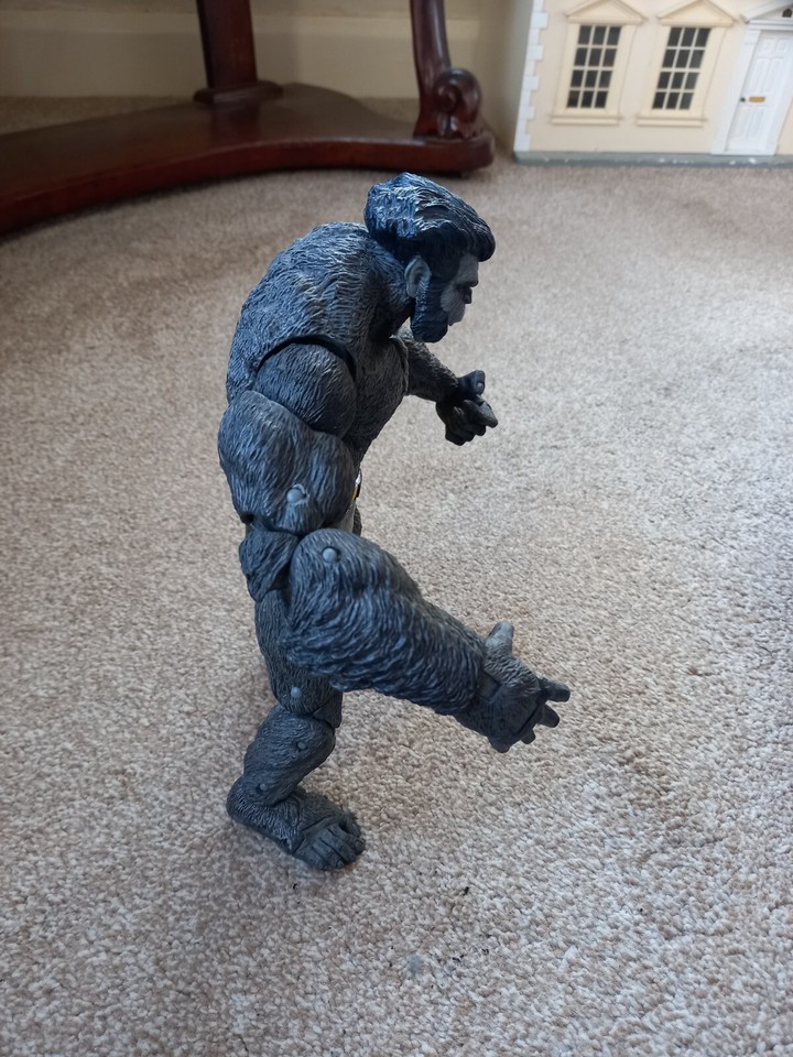 The Beast Action Figure Black Version by Marvel Legdnds Icons ToyBiz | eBay