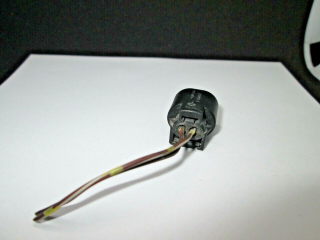 2008 BMW E60 2 Pin Connector Wirnig Sensor 1718555-1 for sale online | eBay