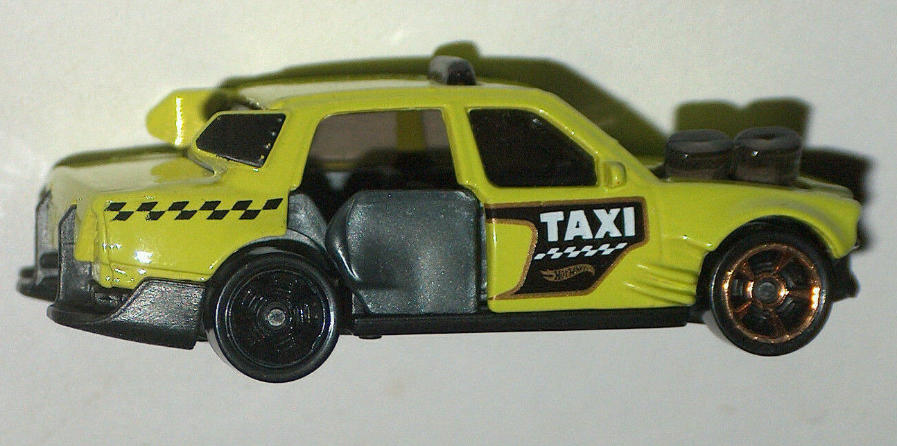 2015 Hot Wheels Green Time Attaxi Taxi DHP23 1/64 Diecast Custom Car EX ...