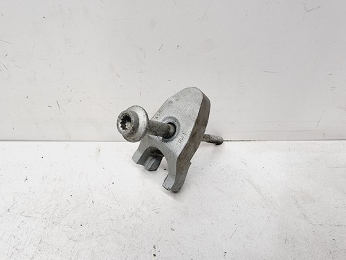 2014 AUDI VW 3.0 TDI INJECTOR Tensioning Plate & BOLT 059130216J ...