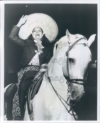 1978 Press Photo Singer Actress Flor Silvestre of Mexico on Horse | eBay
