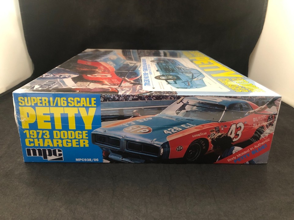 MPC Petty 1973 Dodge Charger - Super 1:16 Scale Plastic Model Kit 938 ...