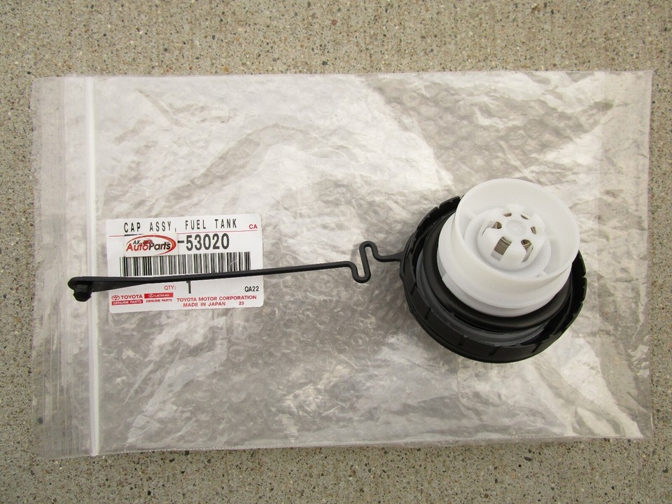 FITS: 13 - 19 LEXUS GS350 4D SEDAN FUEL GAS TANK CAP W/ TETHER OEM NEW ...