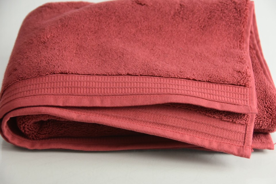 $90 NEW Frette MILANO Bath Mat POMEGRANATE RED | eBay