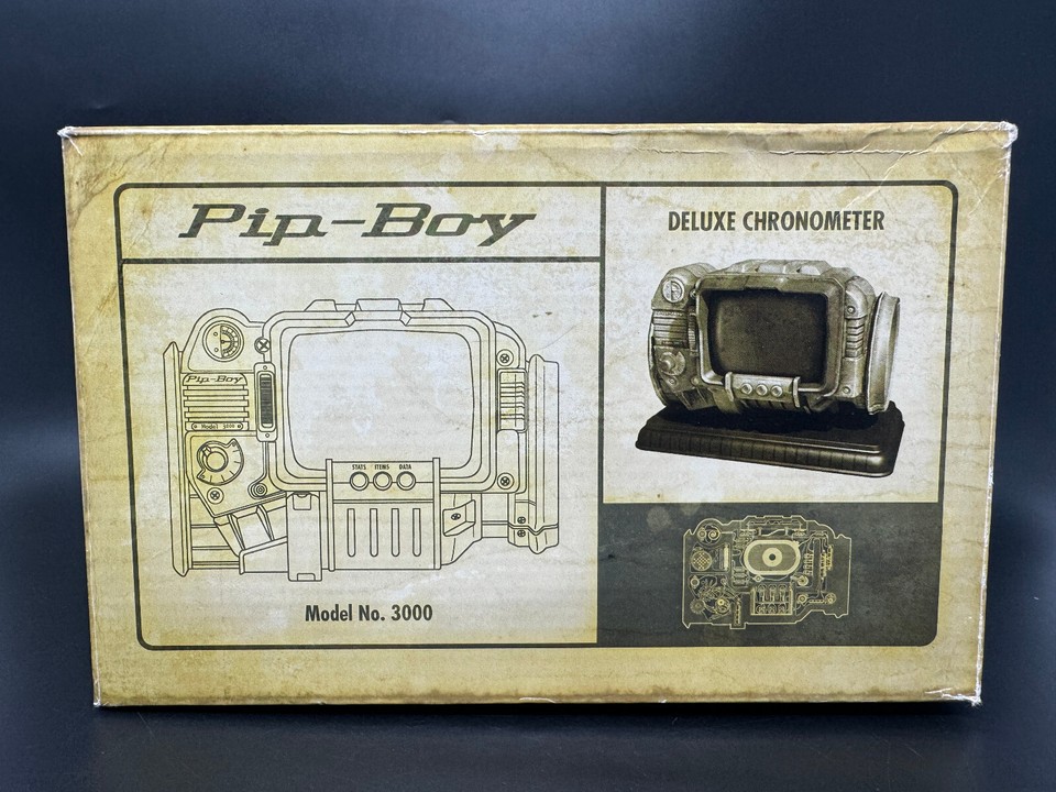 Fallout 3 - Survival Edition Pip Boy 3000 Digital Clock w/ Stand & Box ...