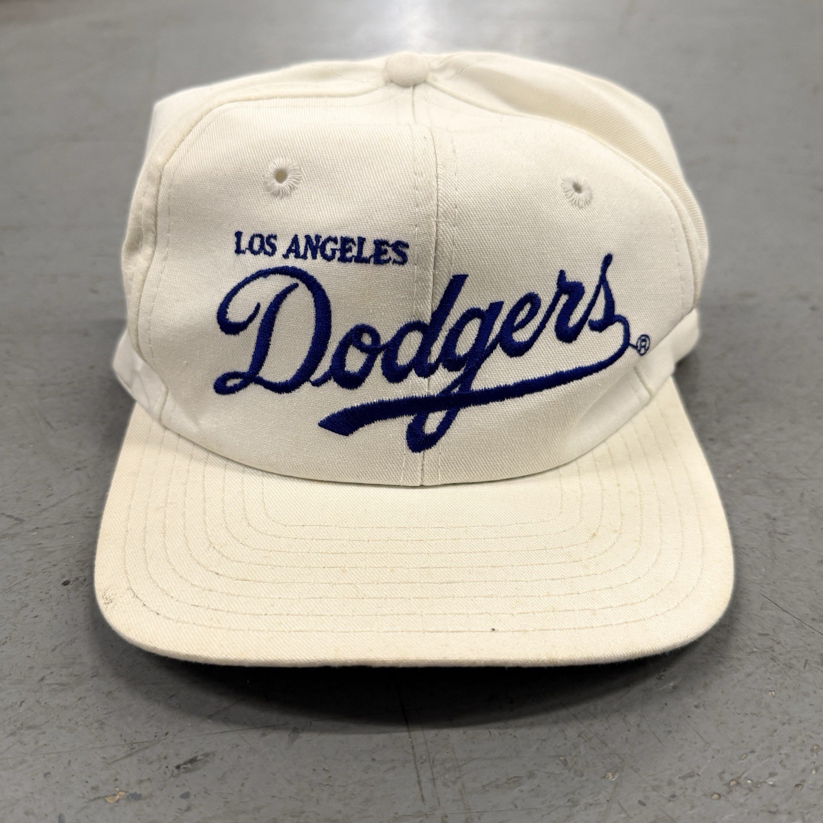 Vintage MLB Los Angeles Dodgers Script Spell-Out Snap… - Gem