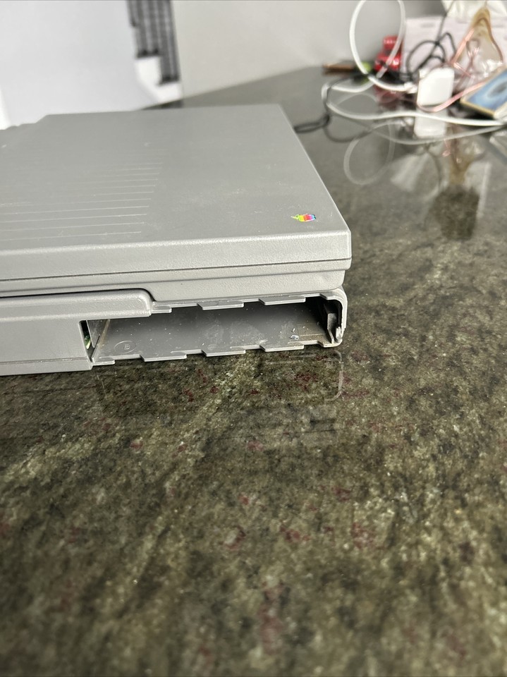 Apple Macintosh Powerbook 145 Laptop | Powers On | Sound Chimes | eBay