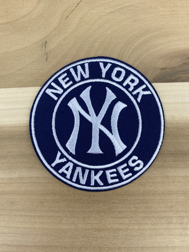 SET OF 2 NEW YORK YANKEES IRON ON EMBROIDERED PATCHES 3” MLB BASEBALL ...